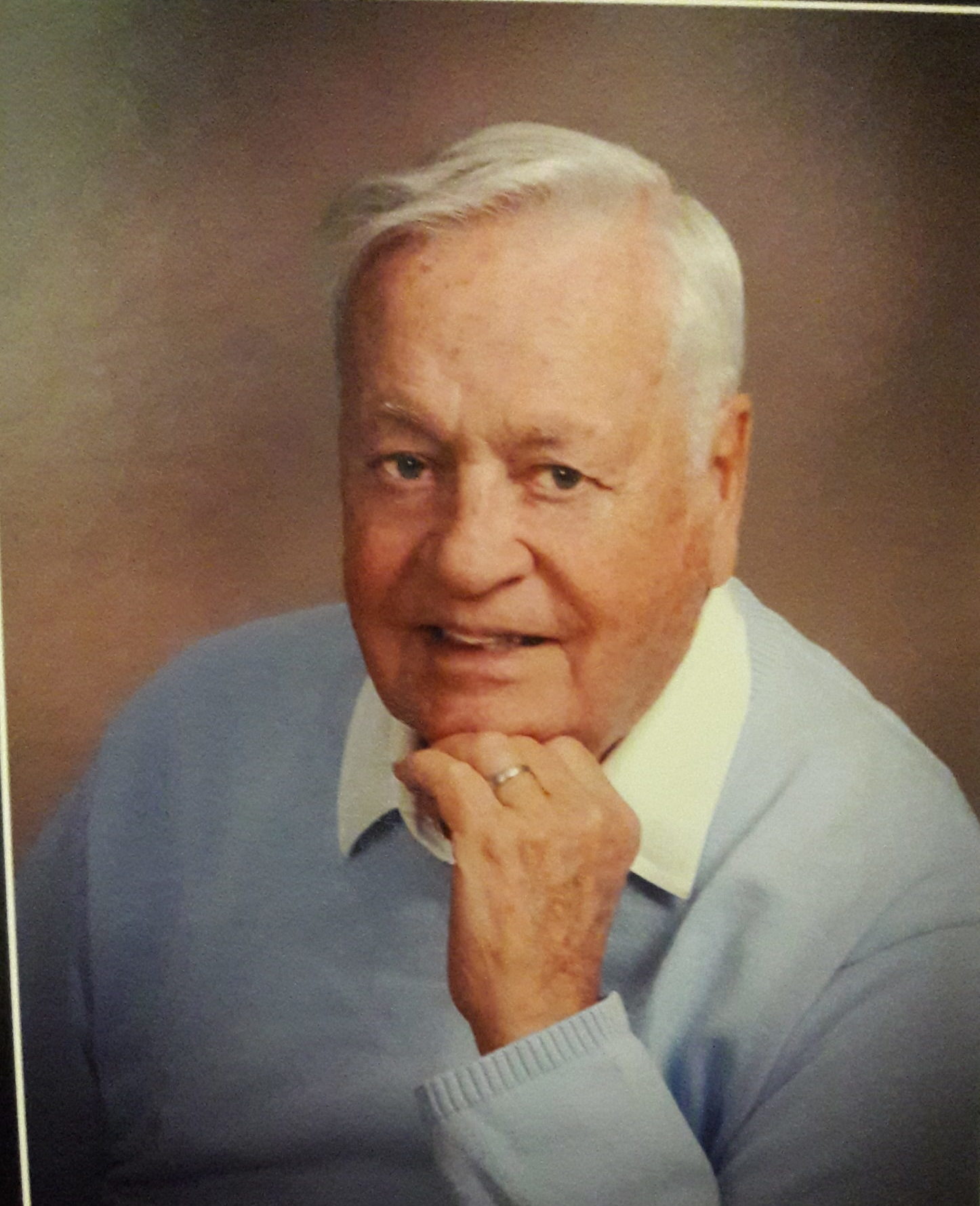 Carl Lindgren | Annandale Advocate