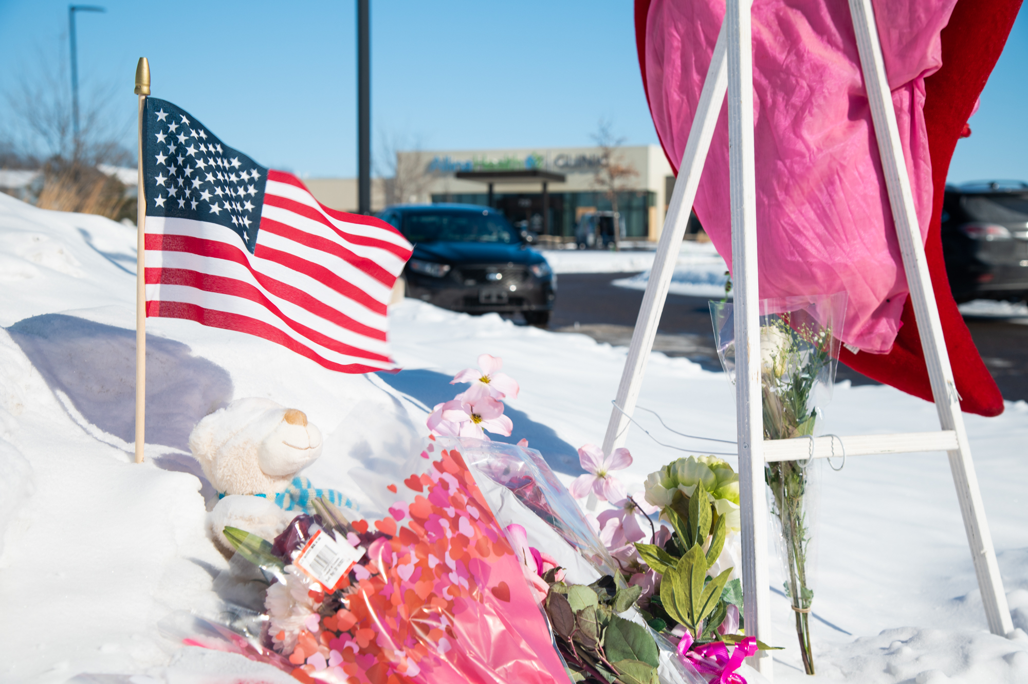 Community continues to mourn one week after shooting at Allina ...