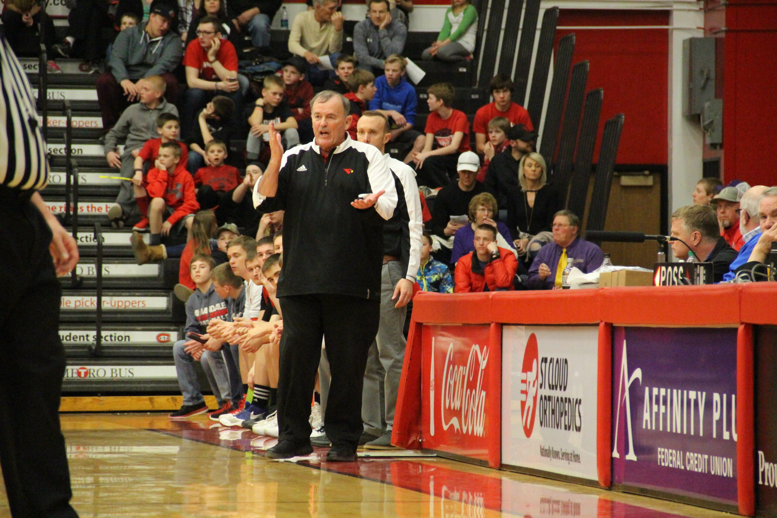 Long career winding down for coach | Annandale Advocate
