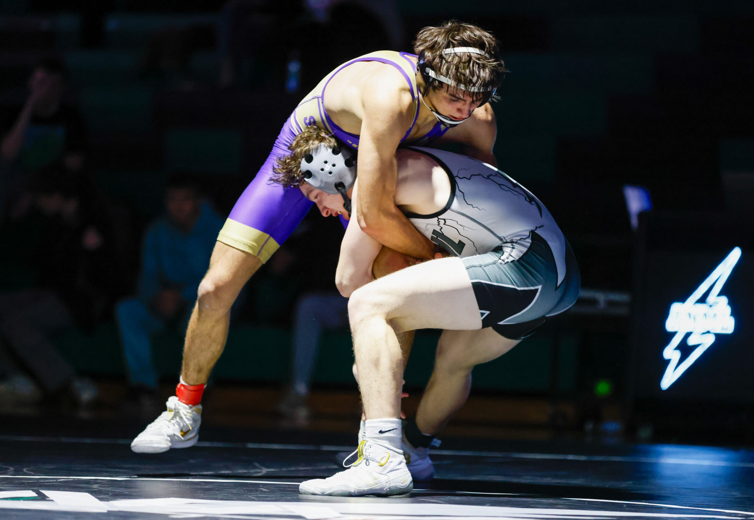 Lightning experience mixed results in home triangular | Annandale Advocate